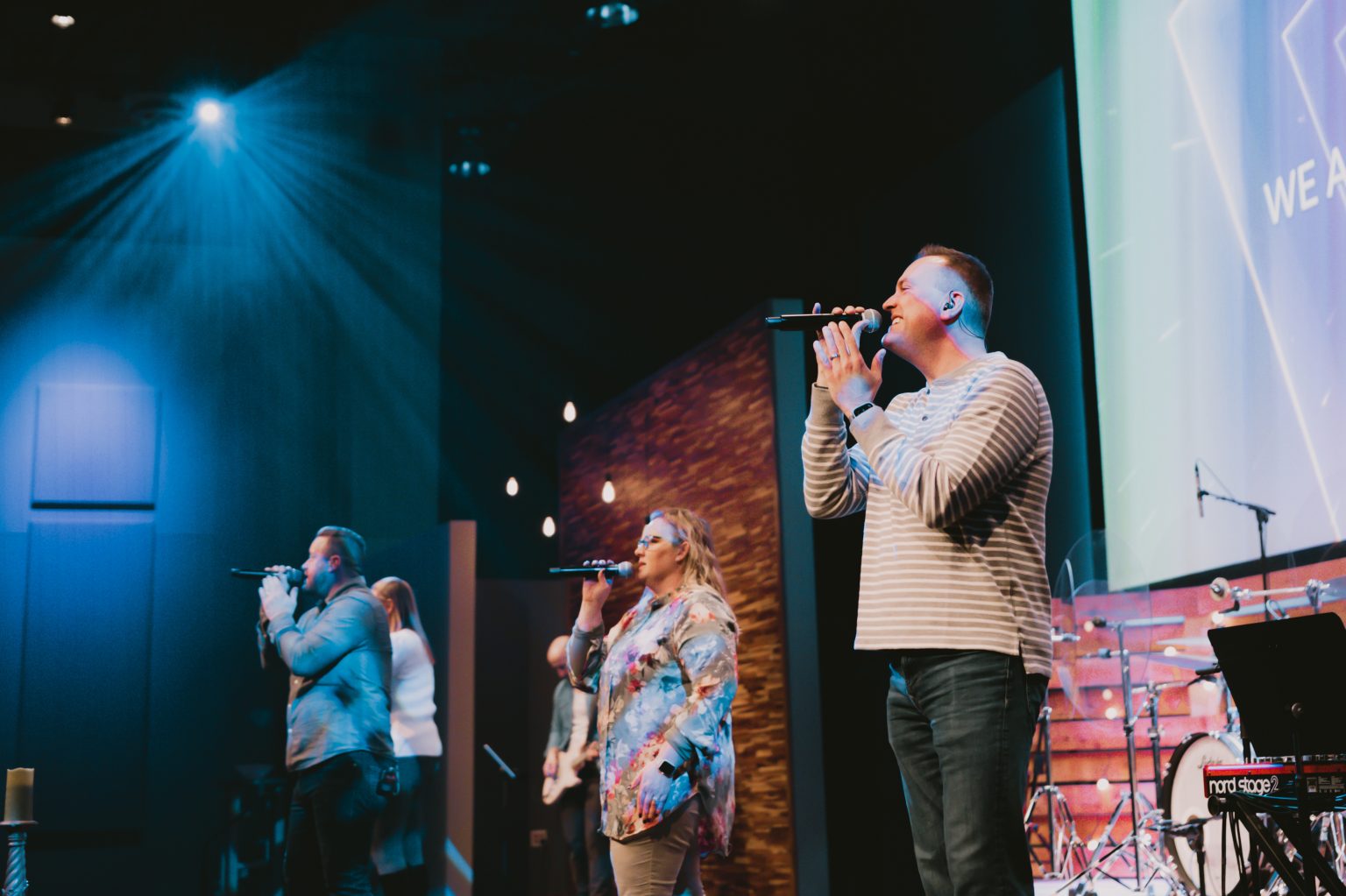 Worship | Lutheran Church of Hope - Waukee